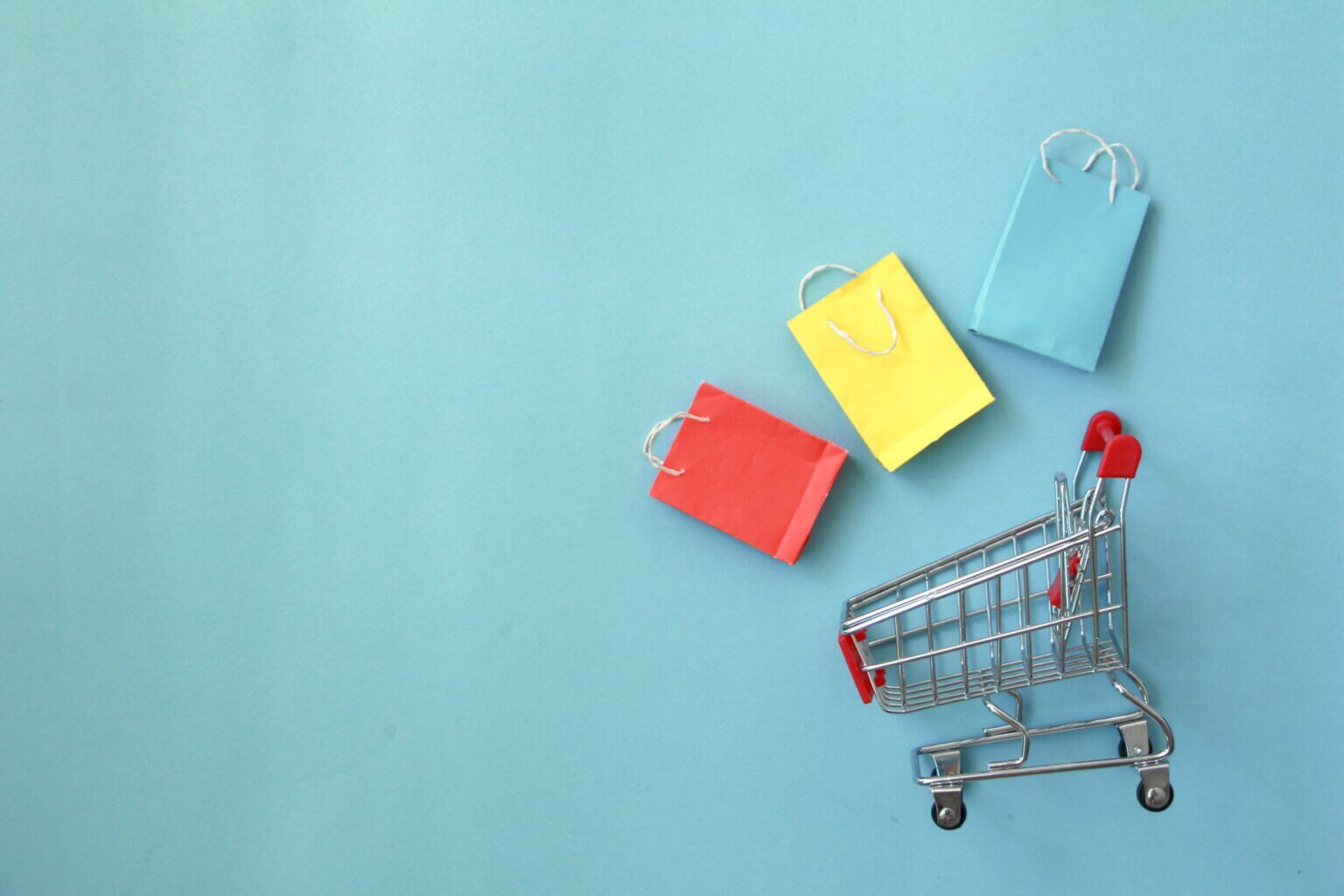 チャットGPTの利用はブラウザがおすすめ？アプリとの違いを解説 | 株式会社QED | AIとノーコードで未来をリードする